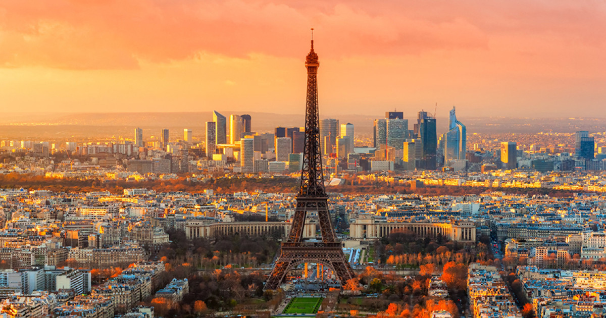 6 méterrel magasabb lett a párizsi Eiffel-torony
