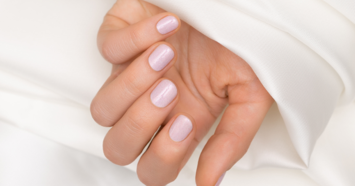 A frombré körmökért rajong most minden nő - Biztos, hogy nem látsz ma ...