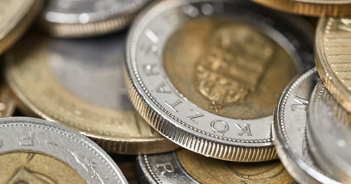 Ha ilyen 100 forintost adnak vissza a boltban, akkor azzal inkább ne ...