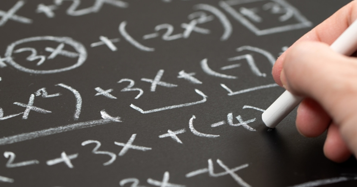 Melyik szám hiányzik a sorból? Ez a matekfejtörő még a legnagyobb ...