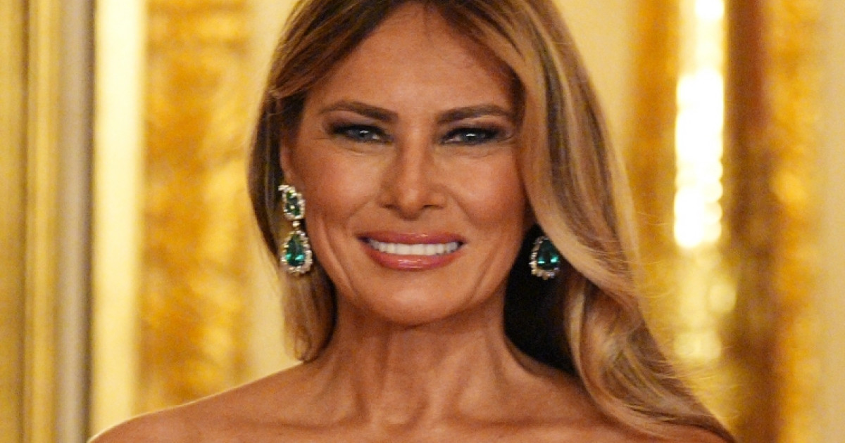 Ez 30 ezer forintos parfüm Melania Trump kedvence: a first lady évek ...