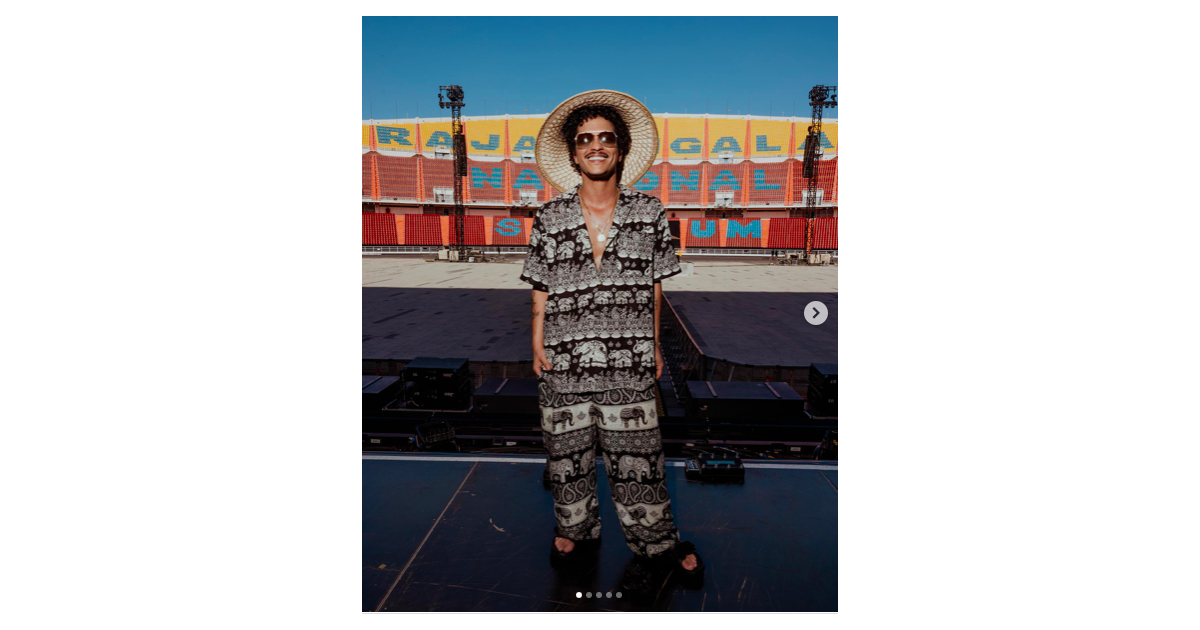 13 éve rajong feleségéért: ő Bruno Mars ritkán látott, gyönyörű ...