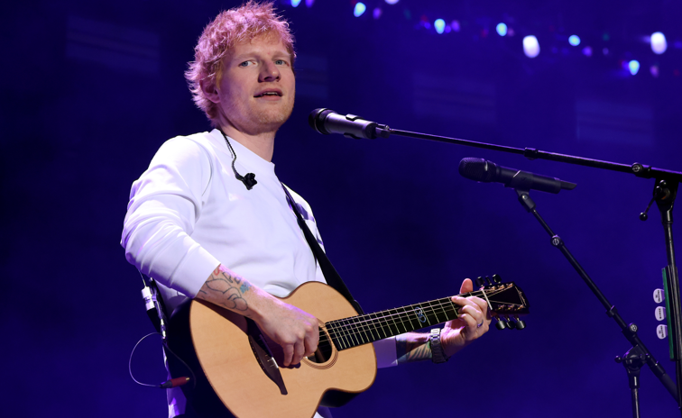 Ő Ed Sheeran ritkán látott, gyönyörű felesége: gyerekkori barátságból ...